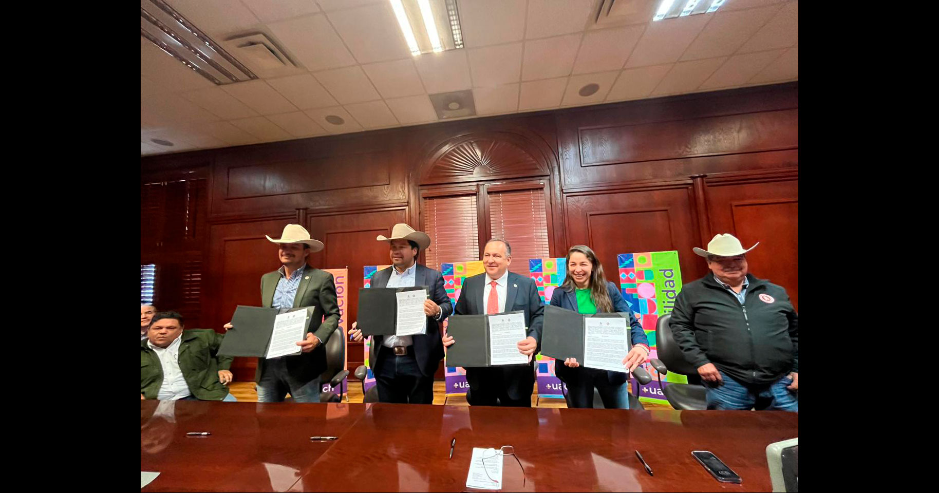 Firman acuerdo UACH y Unión Ganadera para administración de ranchos ...