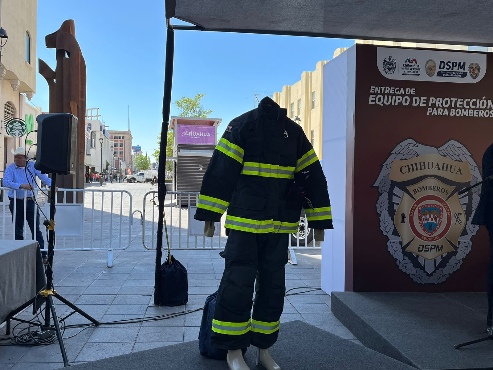 Les hacen justicia: Equipan al Heroico Cuerpo de Bomberos - Norte De Chihuahua