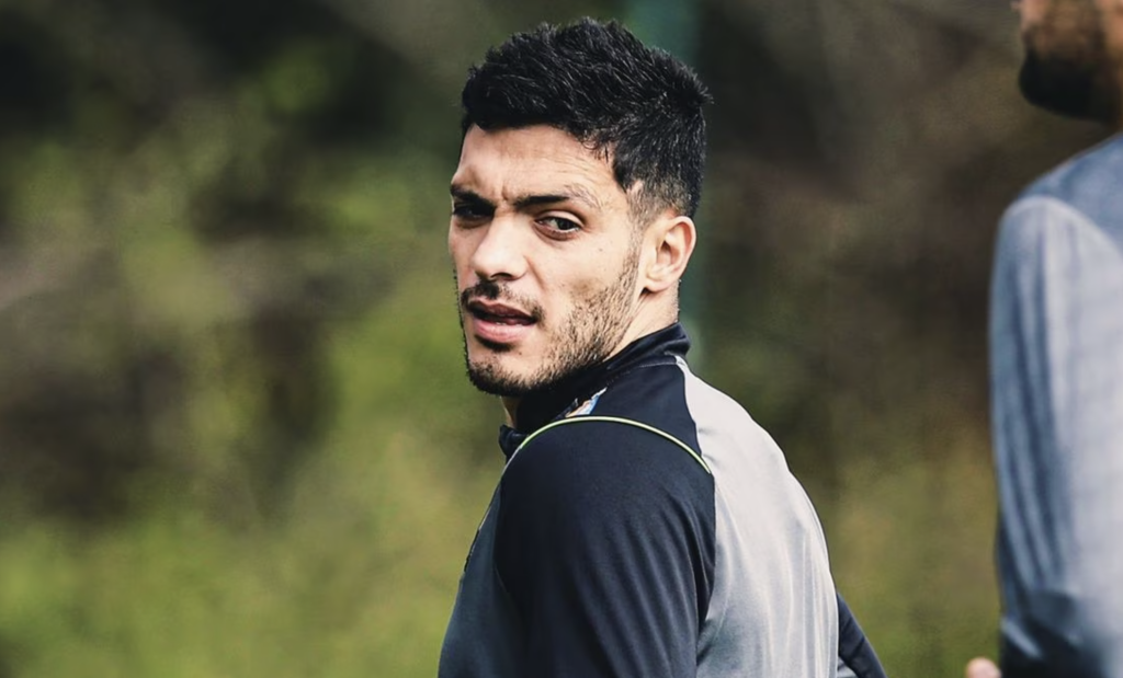 Raúl Jiménez iría al futbol turco - Norte De Chihuahua