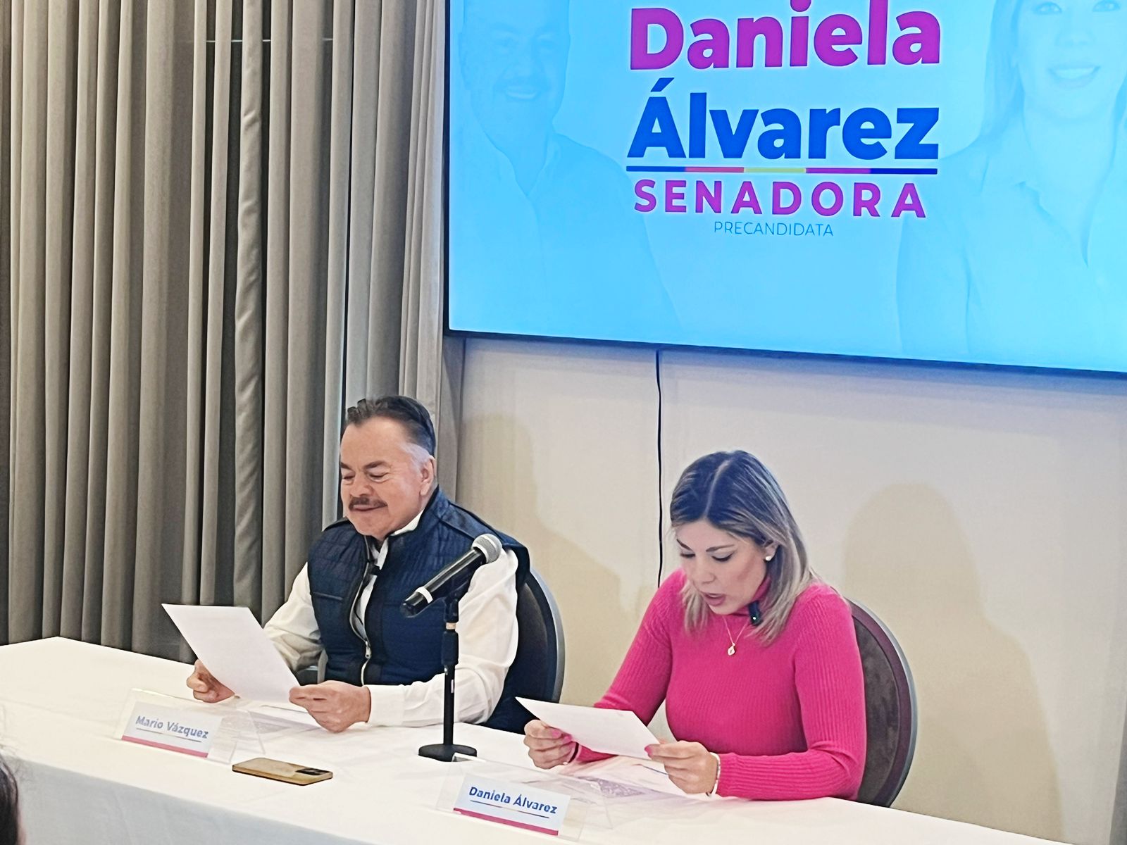 Anuncian Daniela Álvarez y Mario Vázquez su precandidatura única al ...